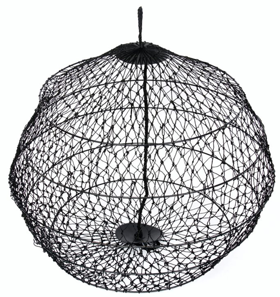 Enhance Maritime Safety: Vessel Day Shapes for Communication